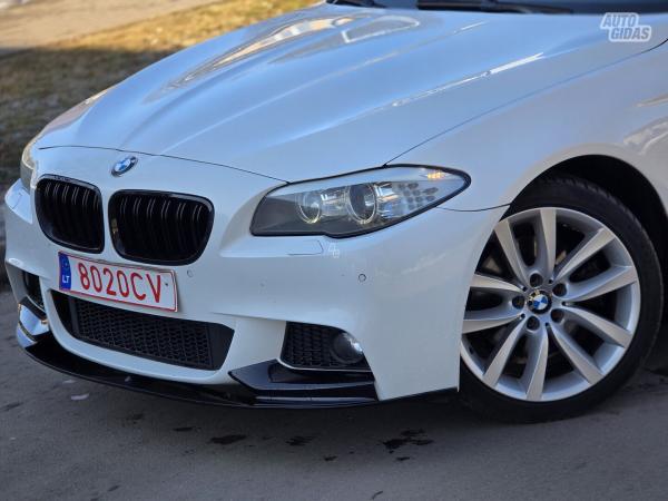 Balts BMW 520 2011 Šauļi, ar dzinēja tilpumu 2.00 L un nobraukumu 368 tūkst. km par 8650 €, foto 9 vietnē AUTOMOTO.COM.LV