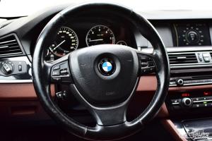 White BMW 520 2011 in Kretinga, with an engine capacity of 2.00 L and mileage of 342 thousand km for 6999 €, photo 27 on AUTOMOTO.COM.LV