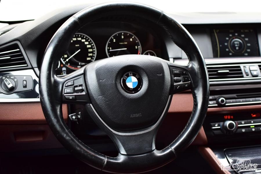 White BMW 520 2011 in Kretinga, with an engine capacity of 2.00 L and mileage of 342 thousand km for 6999 €, photo 27 on AUTOMOTO.COM.LV