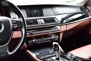 White BMW 520 2011 in Kretinga, with an engine capacity of 2.00 L and mileage of 342 thousand km for 6999 €, photo 28 on AUTOMOTO.COM.LV