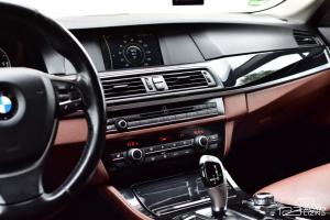 White BMW 520 2011 in Kretinga, with an engine capacity of 2.00 L and mileage of 342 thousand km for 6999 €, photo 29 on AUTOMOTO.COM.LV