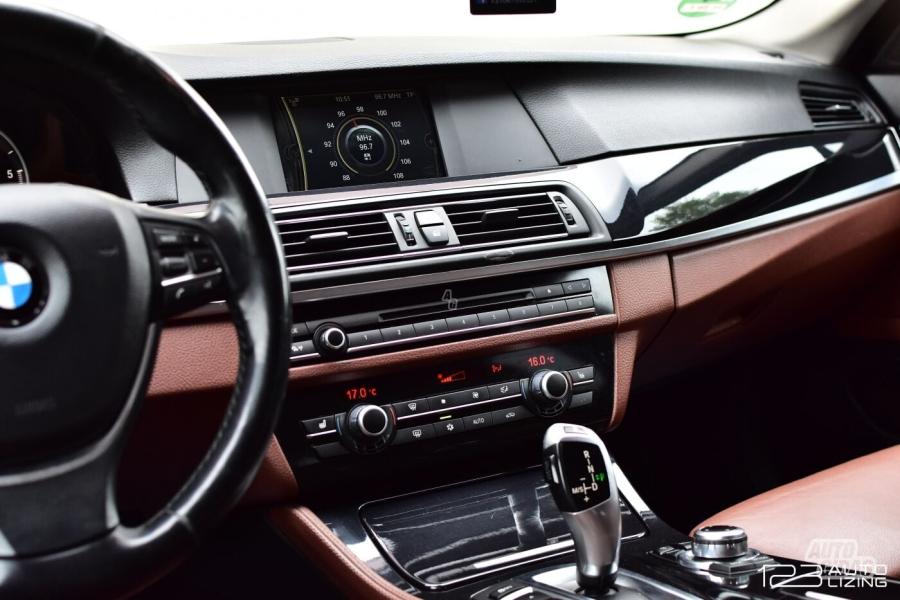 White BMW 520 2011 in Kretinga, with an engine capacity of 2.00 L and mileage of 342 thousand km for 6999 €, photo 29 on AUTOMOTO.COM.LV