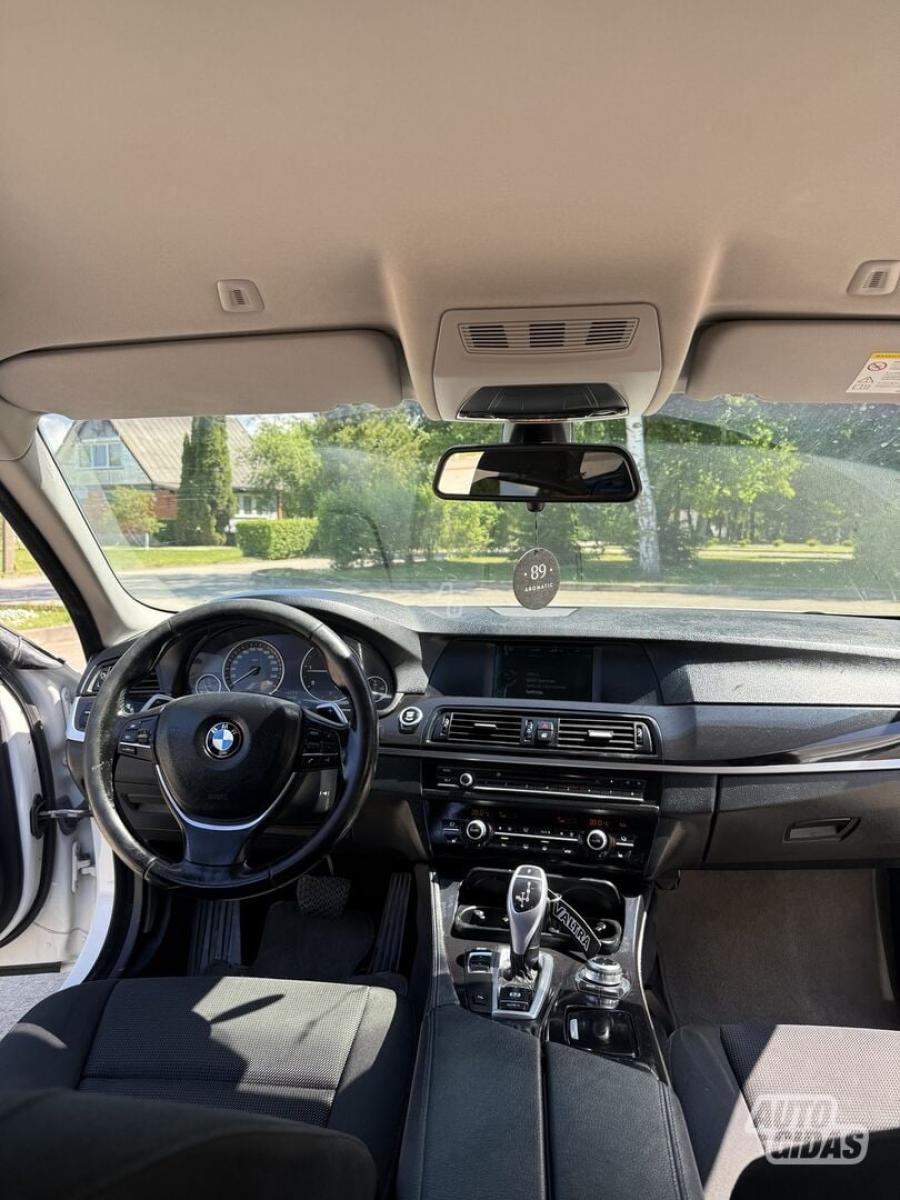 Balts BMW 520 2011 Kauņa, ar dzinēja tilpumu 2.00 L un nobraukumu 372 tūkst. km par 7200 €, foto 16 vietnē AUTOMOTO.COM.LV