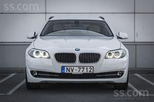Белый БМВ 520 2011 в Рига, объемом двигателя 2.00 л и пробегом 329 тыс. км за 7750 €, фото 3 на AUTOMOTO.COM.LV