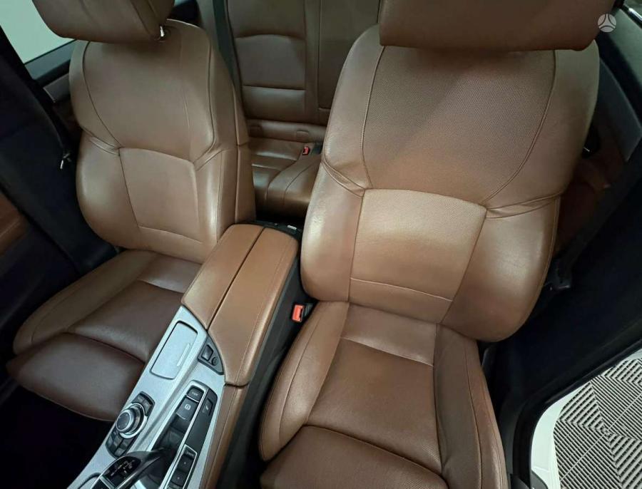 White BMW 520 2011 in Marijampole, with an engine capacity of 2.00 L and mileage of 327 thousand km for 8950 €, photo 24 on AUTOMOTO.COM.LV