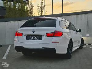White BMW 520 2011 in Kaunas, with an engine capacity of 2.00 L and mileage of 326 thousand km for 9299 €, photo 5 on AUTOMOTO.COM.LV