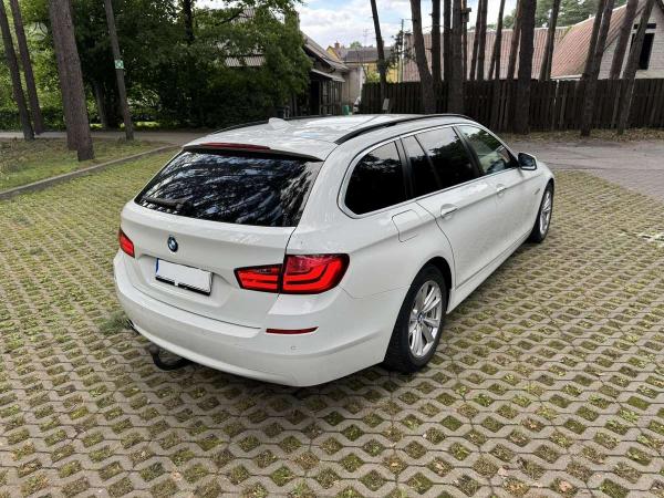 White BMW 520 2011 in Kaunas, with an engine capacity of 2.00 L and mileage of 280 thousand km for 7500 €, photo 3 on AUTOMOTO.COM.LV