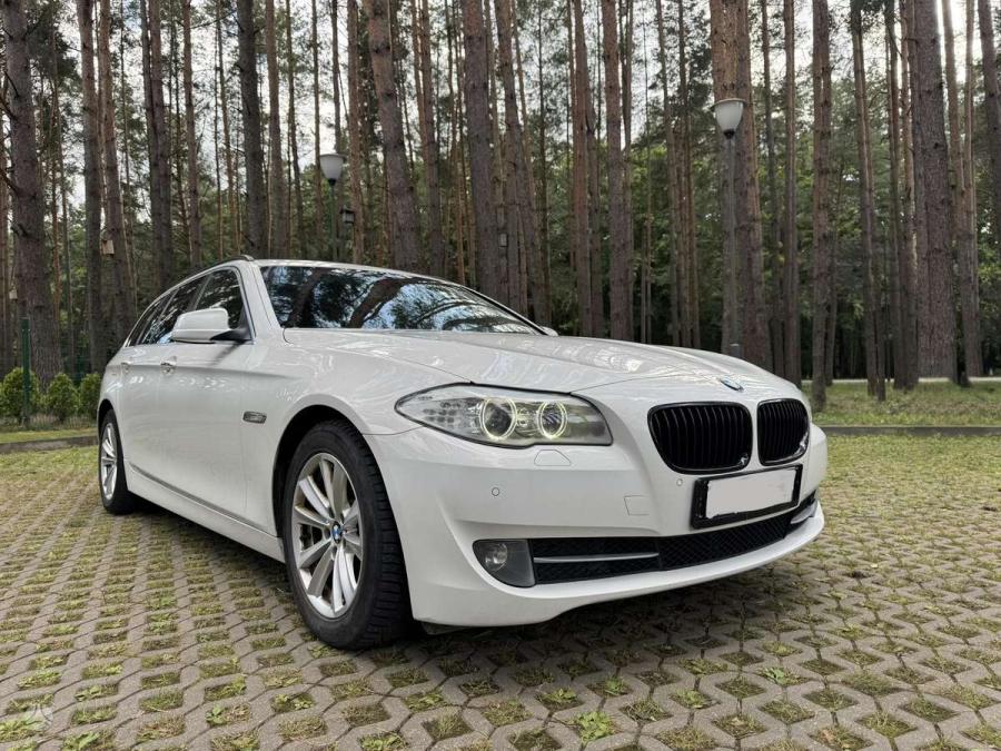 Белый БМВ 520 2011 в Каунас, объемом двигателя 2.00 л и пробегом 280 тыс. км за 7500 €, фото 20 на AUTOMOTO.COM.LV