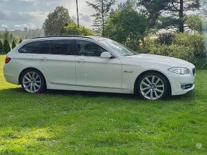 Balts BMW 520 2011 Viļņa, ar dzinēja tilpumu 2.00 L un nobraukumu 326 tūkst. km par 4990 €, foto 7 vietnē AUTOMOTO.COM.LV