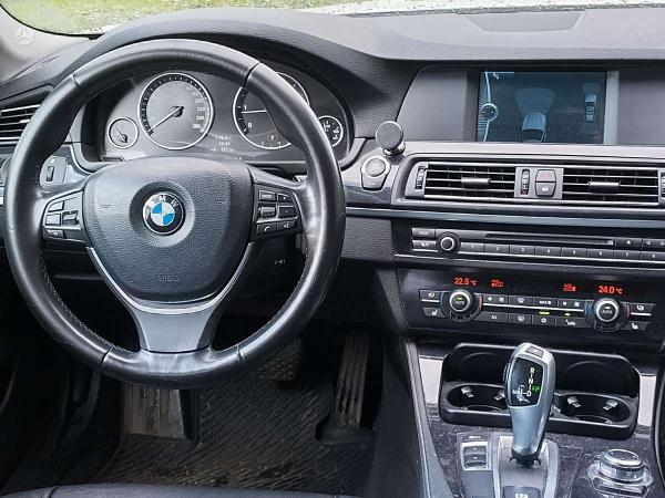 Balts BMW 520 2011 Viļņa, ar dzinēja tilpumu 2.00 L un nobraukumu 326 tūkst. km par 4990 €, foto 9 vietnē AUTOMOTO.COM.LV