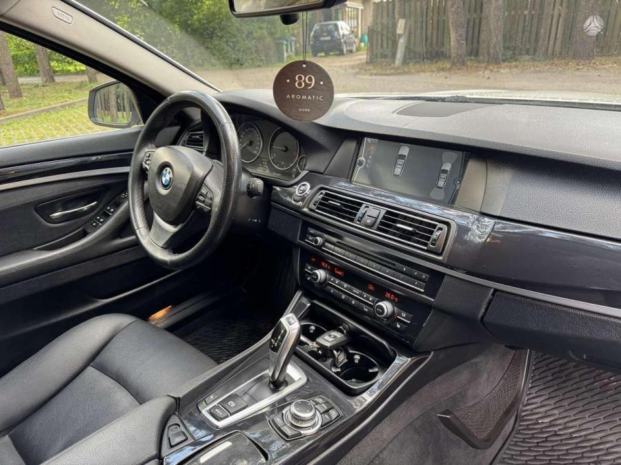 Balts BMW 520 2011 Kauņa, ar dzinēja tilpumu 2.00 L un nobraukumu 280 tūkst. km par 6999 €, foto 11 vietnē AUTOMOTO.COM.LV