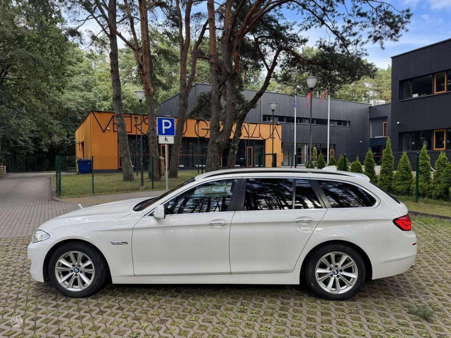 Balts BMW 520 2011 Kauņa, ar dzinēja tilpumu 2.00 L un nobraukumu 280 tūkst. km par 6999 €, foto 16 vietnē AUTOMOTO.COM.LV