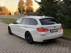 White BMW 520 2011 in Dobele, with an engine capacity of 2.00 L and mileage of 265 thousand km for 9385 €, photo 5 on AUTOMOTO.COM.LV