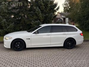 White BMW 520 2011 in Dobele, with an engine capacity of 2.00 L and mileage of 265 thousand km for 9385 €, photo 6 on AUTOMOTO.COM.LV