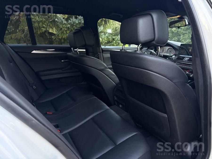 White BMW 520 2011 in Dobele, with an engine capacity of 2.00 L and mileage of 265 thousand km for 9385 €, photo 12 on AUTOMOTO.COM.LV