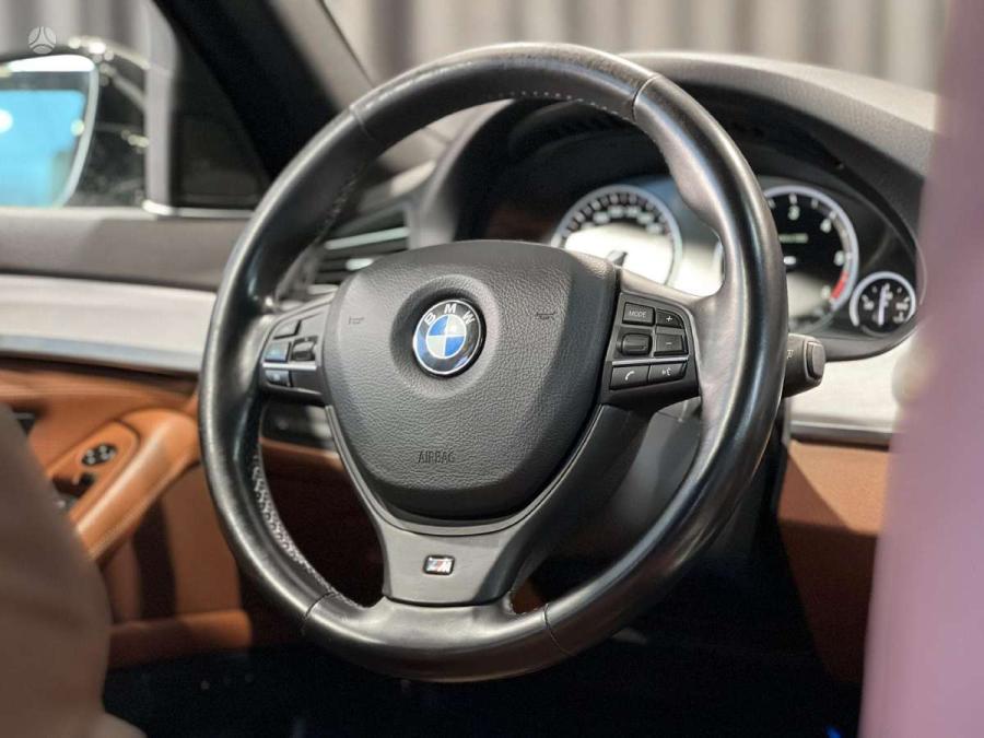 Balts BMW 520 2012 Marijampole, ar dzinēja tilpumu 2.00 L un nobraukumu 274 tūkst. km par 10750 €, foto 16 vietnē AUTOMOTO.COM.LV