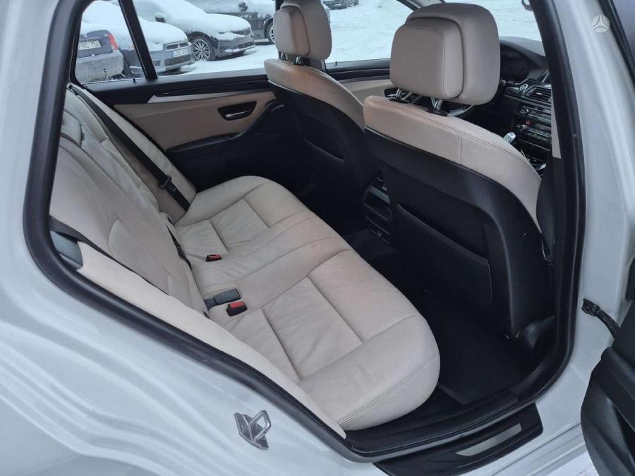 White BMW 520 2012 in Utena, with an engine capacity of 2.00 L and mileage of 333 thousand km for 5999 €, photo 16 on AUTOMOTO.COM.LV