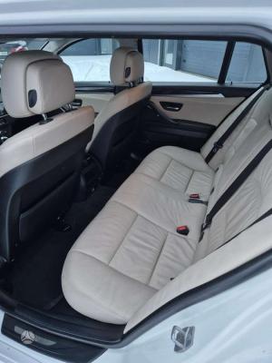 White BMW 520 2012 in Utena, with an engine capacity of 2.00 L and mileage of 333 thousand km for 5999 €, photo 17 on AUTOMOTO.COM.LV
