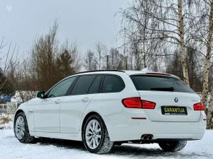 White BMW 520 2012 in Siauliai, with an engine capacity of 2.00 L and mileage of 259 thousand km for 10550 €, photo 3 on AUTOMOTO.COM.LV