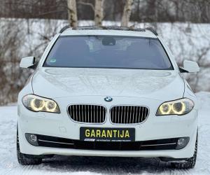 White BMW 520 2012 in Siauliai, with an engine capacity of 2.00 L and mileage of 259 thousand km for 10550 €, photo 5 on AUTOMOTO.COM.LV