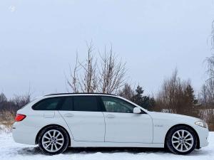 White BMW 520 2012 in Siauliai, with an engine capacity of 2.00 L and mileage of 259 thousand km for 10550 €, photo 14 on AUTOMOTO.COM.LV