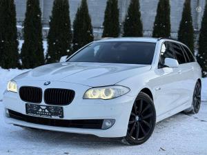 White BMW 520 2012 in Siauliai, with an engine capacity of 2.00 L and mileage of 290 thousand km for 9950 €, photo 2 on AUTOMOTO.COM.LV