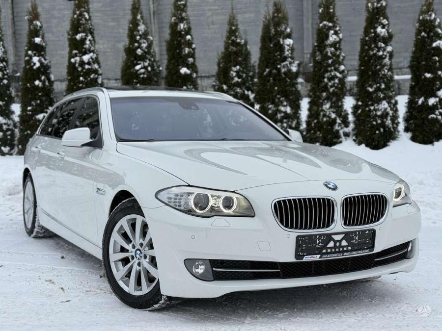 Balts BMW 520 2012 Šauļi, ar dzinēja tilpumu 2.00 L un nobraukumu 269 tūkst. km par 10650 €, foto 1 vietnē AUTOMOTO.COM.LV