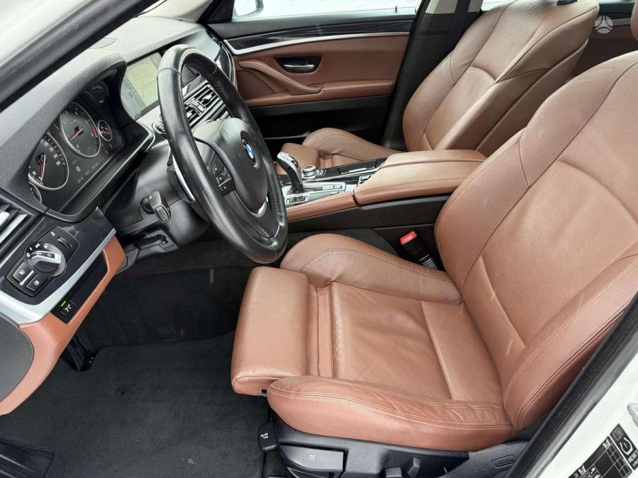 Balts BMW 520 2012 Šauļi, ar dzinēja tilpumu 2.00 L un nobraukumu 269 tūkst. km par 10650 €, foto 20 vietnē AUTOMOTO.COM.LV