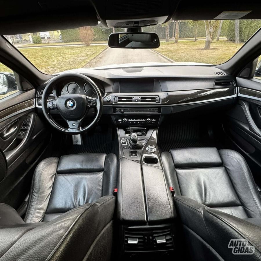 Balts BMW 520 2012 Viļņa, ar dzinēja tilpumu 2.00 L un nobraukumu 226 tūkst. km par 7550 €, foto 3 vietnē AUTOMOTO.COM.LV