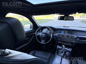 White BMW 520 2012 in Rezekne, with an engine capacity of 2.00 L and mileage of 277 thousand km for 7990 €, photo 13 on AUTOMOTO.COM.LV