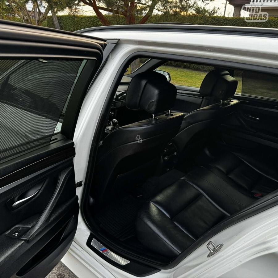 White BMW 520 2012 in Vilnius, with an engine capacity of 2.00 L and mileage of 226 thousand km for 7250 €, photo 11 on AUTOMOTO.COM.LV