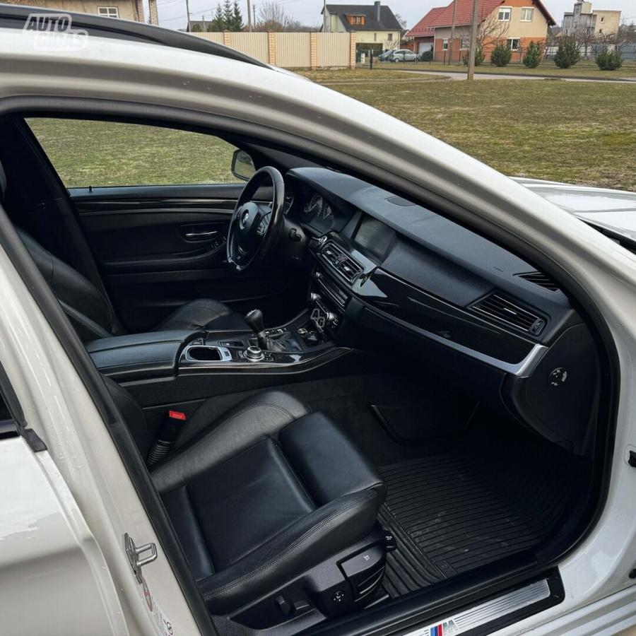 White BMW 520 2012 in Vilnius, with an engine capacity of 2.00 L and mileage of 226 thousand km for 7250 €, photo 12 on AUTOMOTO.COM.LV