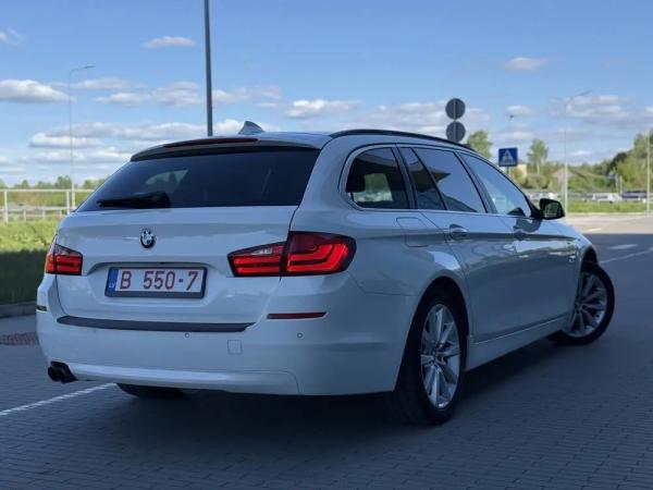 White BMW 520 2012 in Rezekne, with an engine capacity of 2.00 L and mileage of 277 thousand km for 7990 €, photo 5 on AUTOMOTO.COM.LV