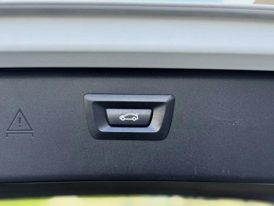 Balts BMW 520 2012 Rēzekne, ar dzinēja tilpumu 2.00 L un nobraukumu 277 tūkst. km par 7990 €, foto 21 vietnē AUTOMOTO.COM.LV