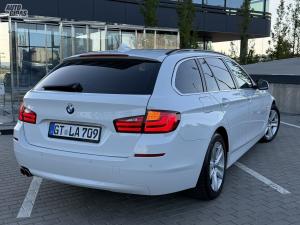 White BMW 520 2012 in Kaunas, with an engine capacity of 2.00 L and mileage of 298 thousand km for 7990 €, photo 3 on AUTOMOTO.COM.LV