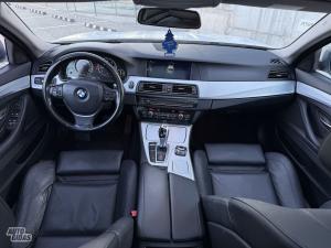 White BMW 520 2012 in Kaunas, with an engine capacity of 2.00 L and mileage of 298 thousand km for 7990 €, photo 18 on AUTOMOTO.COM.LV