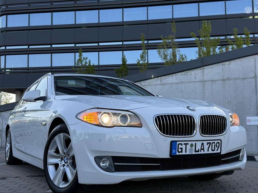 Balts BMW 520 2012 Kauņa, ar dzinēja tilpumu 2.00 L un nobraukumu 298 tūkst. km par 7990 €, foto 1 vietnē AUTOMOTO.COM.LV