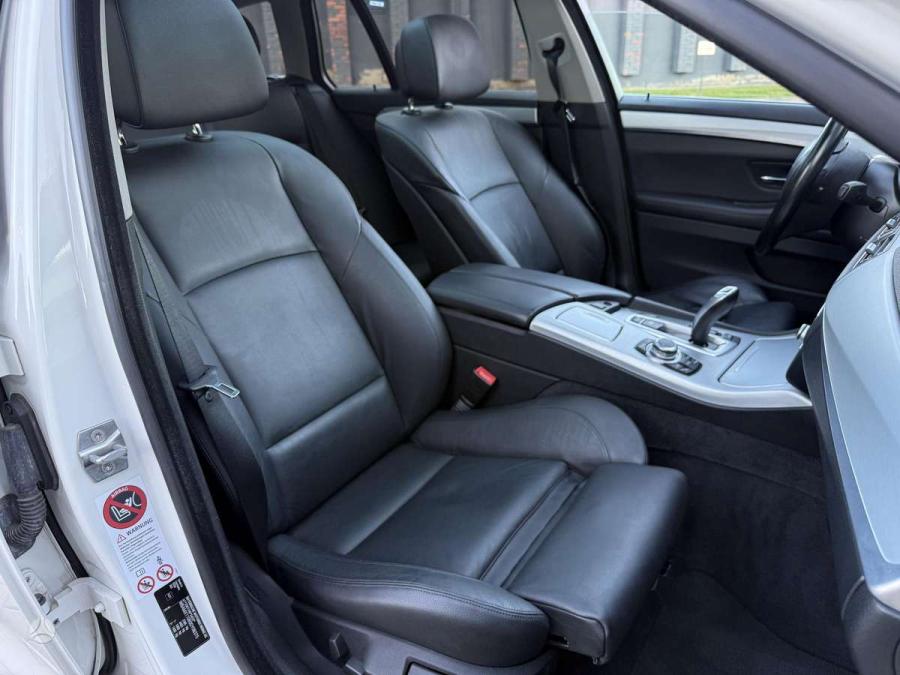 Balts BMW 520 2012 Kauņa, ar dzinēja tilpumu 2.00 L un nobraukumu 298 tūkst. km par 7990 €, foto 21 vietnē AUTOMOTO.COM.LV