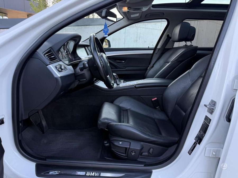 Balts BMW 520 2012 Kauņa, ar dzinēja tilpumu 2.00 L un nobraukumu 298 tūkst. km par 7990 €, foto 26 vietnē AUTOMOTO.COM.LV