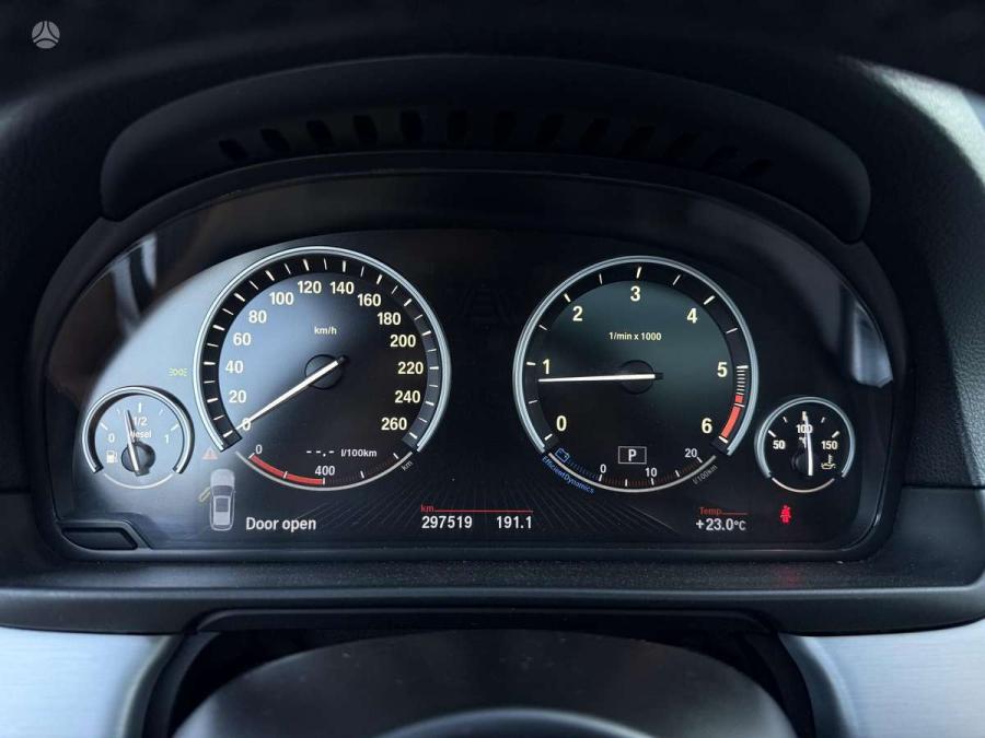 Balts BMW 520 2012 Kauņa, ar dzinēja tilpumu 2.00 L un nobraukumu 298 tūkst. km par 7990 €, foto 41 vietnē AUTOMOTO.COM.LV