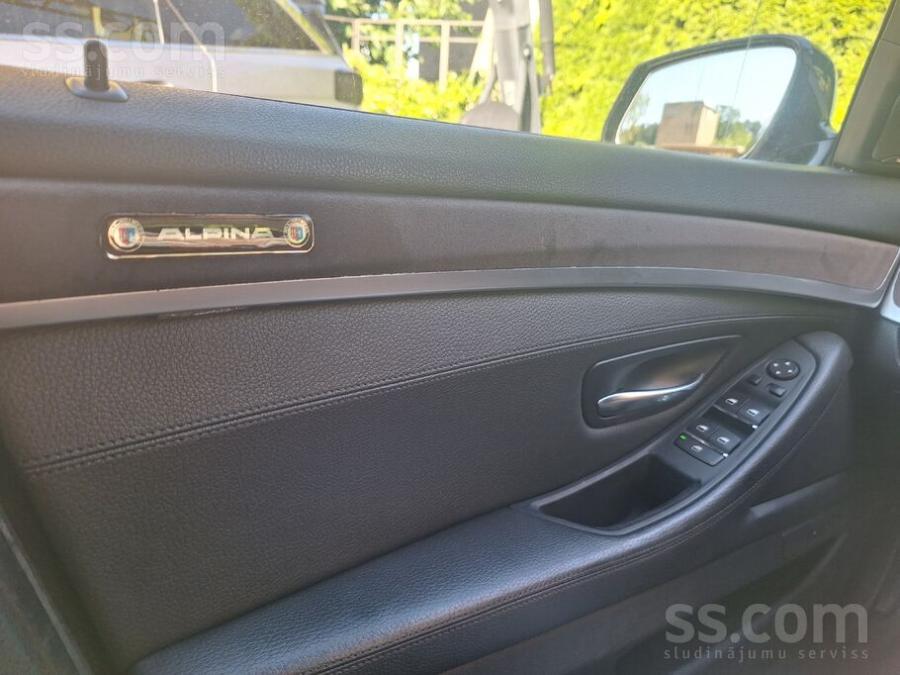 Balts BMW 520 2012 Jelgava, ar dzinēja tilpumu 2.00 L un nobraukumu 314 tūkst. km par 10750 €, foto 19 vietnē AUTOMOTO.COM.LV