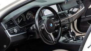 White BMW 520 2012 in Vilnius, with an engine capacity of 2.00 L and mileage of 429 thousand km for 7200 €, photo 11 on AUTOMOTO.COM.LV