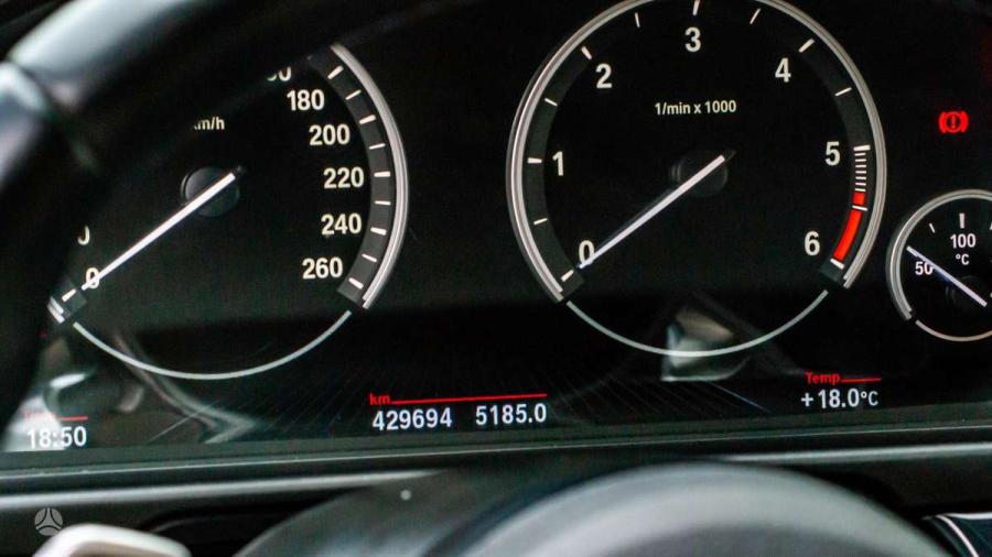 White BMW 520 2012 in Vilnius, with an engine capacity of 2.00 L and mileage of 429 thousand km for 7200 €, photo 13 on AUTOMOTO.COM.LV