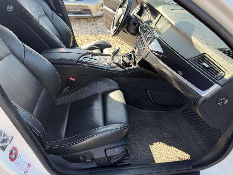 Balts BMW 520 2012 Utena, ar dzinēja tilpumu 2.00 L un nobraukumu 290 tūkst. km par 5990 €, foto 9 vietnē AUTOMOTO.COM.LV