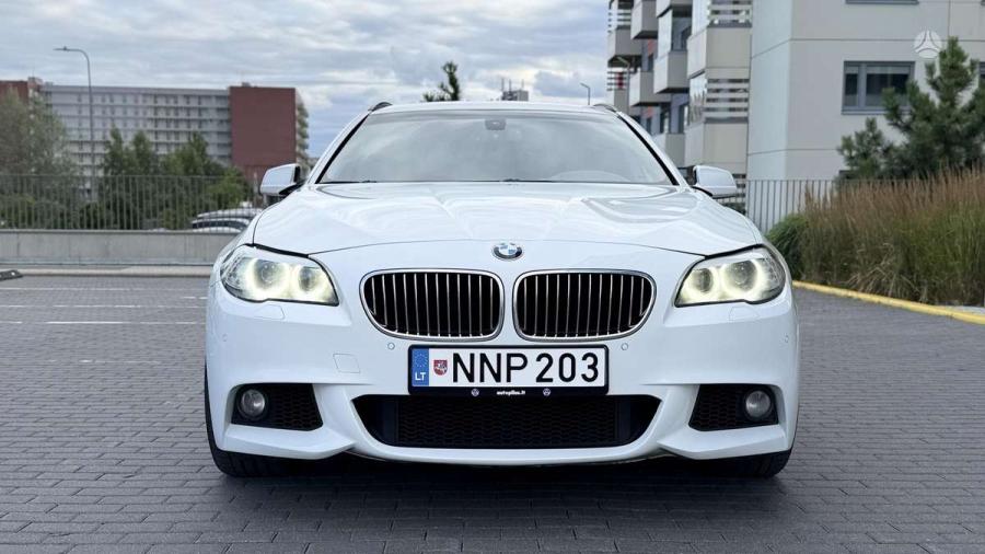 White BMW 520 2012 in Vilnius, with an engine capacity of 2.00 L and mileage of 314 thousand km for 9500 €, photo 7 on AUTOMOTO.COM.LV