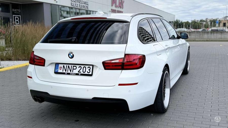 White BMW 520 2012 in Vilnius, with an engine capacity of 2.00 L and mileage of 314 thousand km for 9500 €, photo 16 on AUTOMOTO.COM.LV