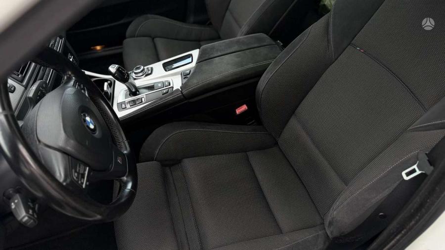White BMW 520 2012 in Vilnius, with an engine capacity of 2.00 L and mileage of 314 thousand km for 9500 €, photo 23 on AUTOMOTO.COM.LV
