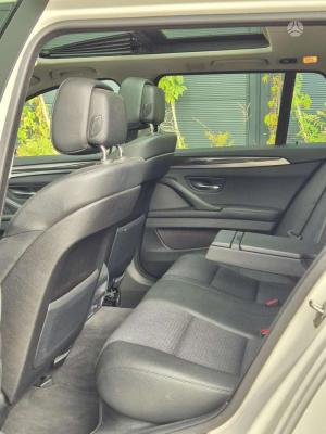 White BMW 520 2012 in Vilnius, with an engine capacity of 2.00 L and mileage of 330 thousand km for 8800 €, photo 18 on AUTOMOTO.COM.LV