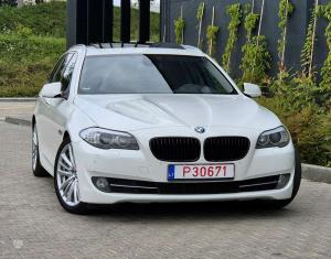 White BMW 520 2012 in Vilnius, with an engine capacity of 2.00 L and mileage of 330 thousand km for 7999 €, photo 3 on AUTOMOTO.COM.LV