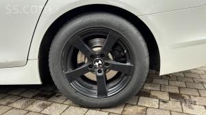 Balts BMW 520 2012 Rīga, ar dzinēja tilpumu 2.00 L un nobraukumu 230 tūkst. km par 11500 €, foto 12 vietnē AUTOMOTO.COM.LV